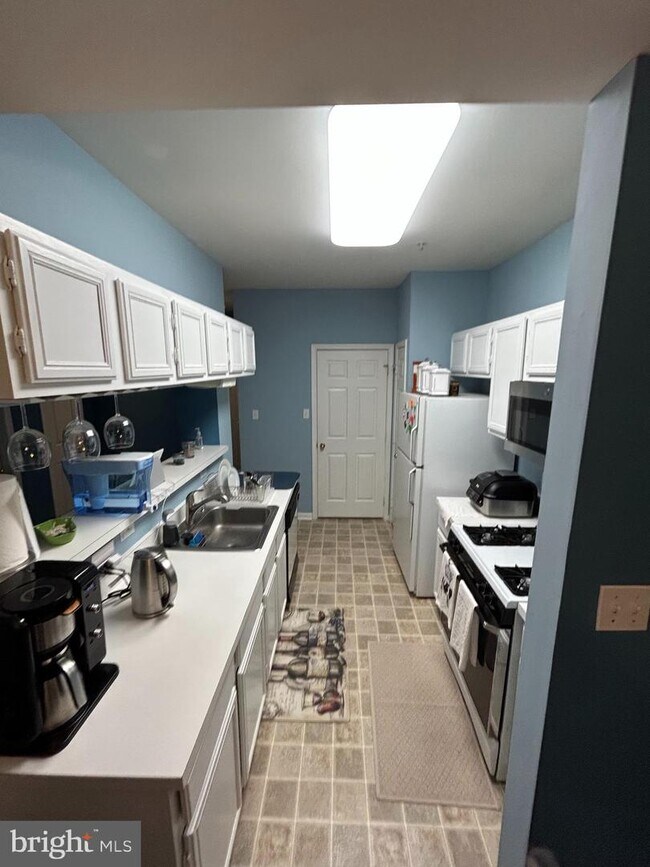 46588 Drysdale Terrace Unit 201, Sterling, VA 20165 - Room for Rent in ...