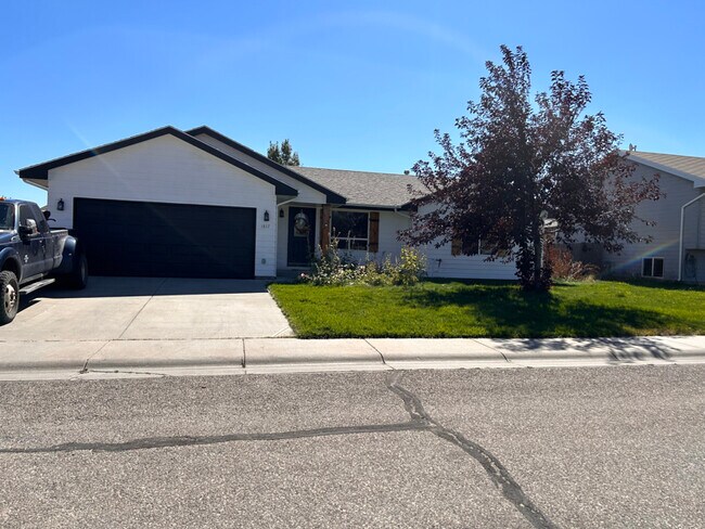 Bar Nunn WY Houses for Rent with a Swimming Pool - 1 Homes