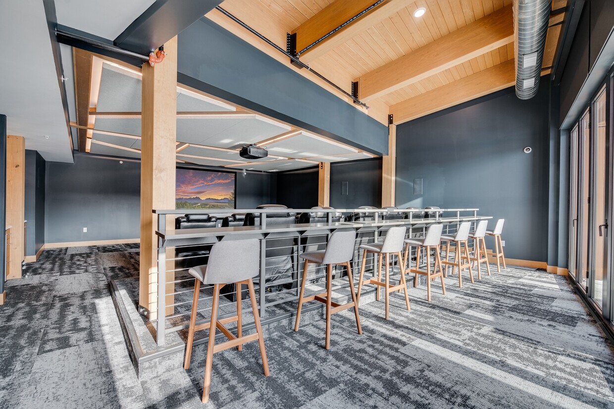 Emrik SV - 4043 Chatsworth St N Shoreview, MN 55126 | Apartments.com