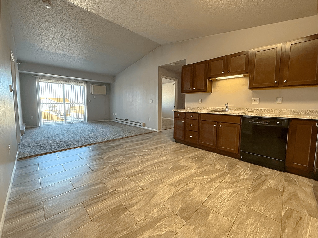 The Reserve at Bison Crossing - 1418 42nd St W Williston, ND 58801 ...