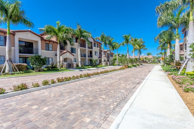 The Park at Kendall Rentals - Miami, FL | Apartments.com