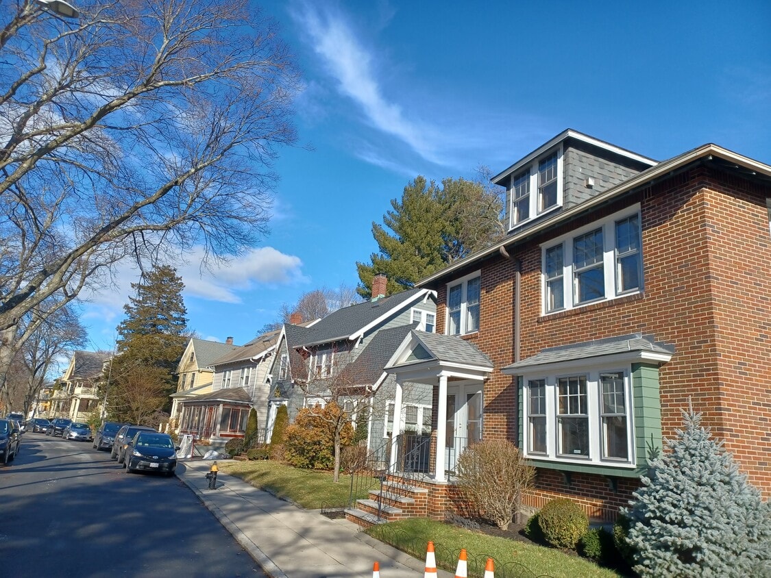 19 Prince St Unit 1, Boston, MA 02130 - 19 Prince St Boston, MA 02130 ...