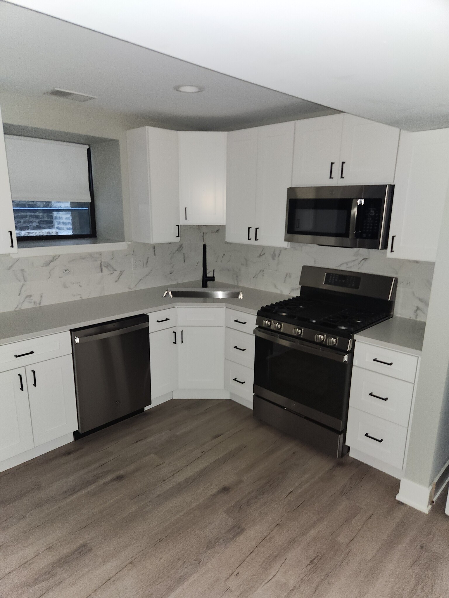 1456 W Addison St, Chicago, IL 60613 - 1456 W Addison St Chicago, IL ...