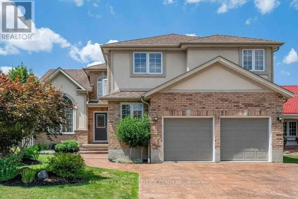 2 Forfar Ct, Kitchener, ON N2B 3T5 - Maison à Louer à Kitchener, ON ...