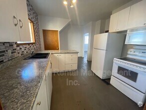 Houses for Rent Near Lakehead University Main Campus - Thunder Bay, ON ...