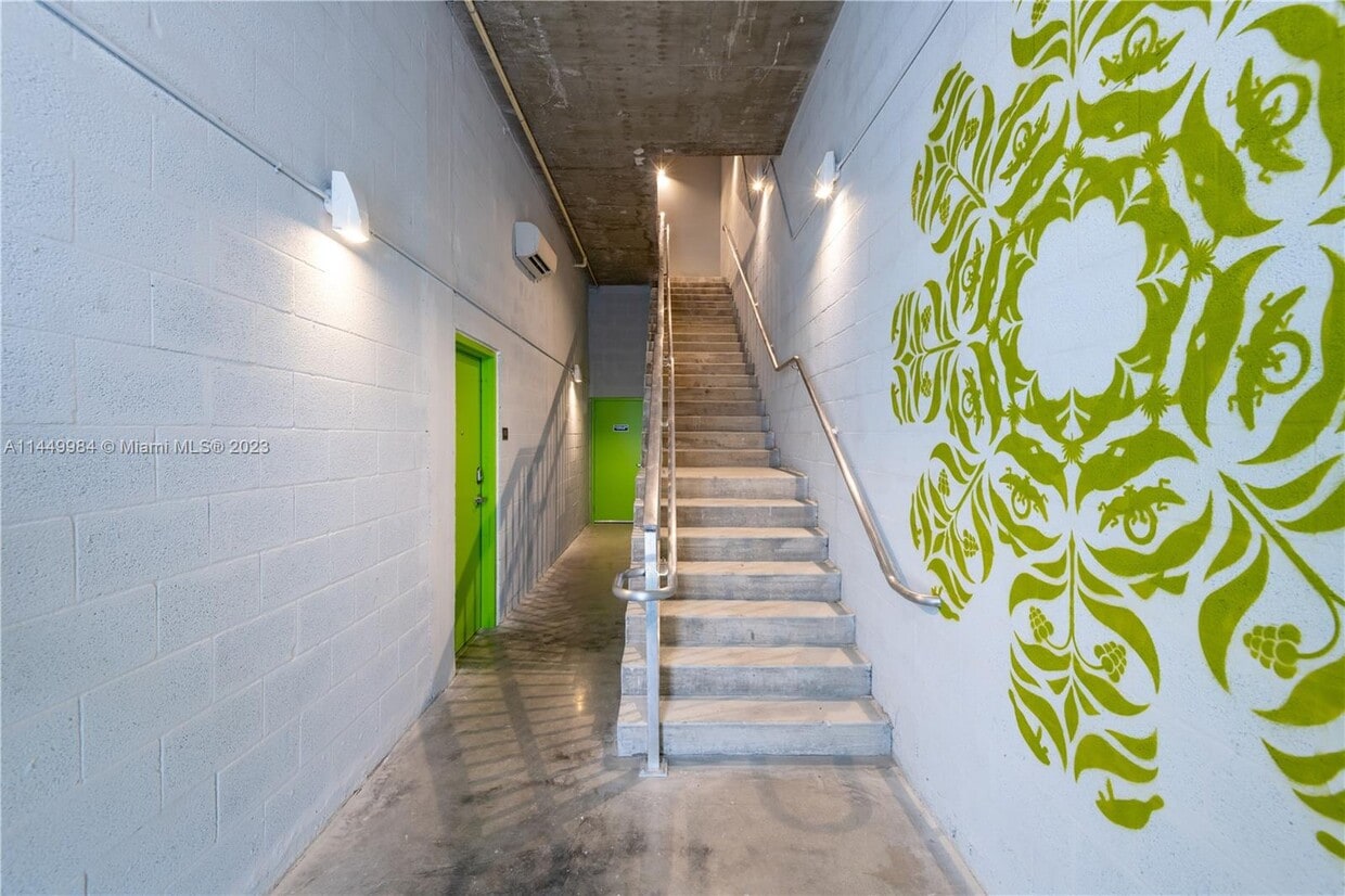 771 NW 1st St Unit 201, Miami, FL 33128 - Room for Rent in Miami, FL | Apartments.com