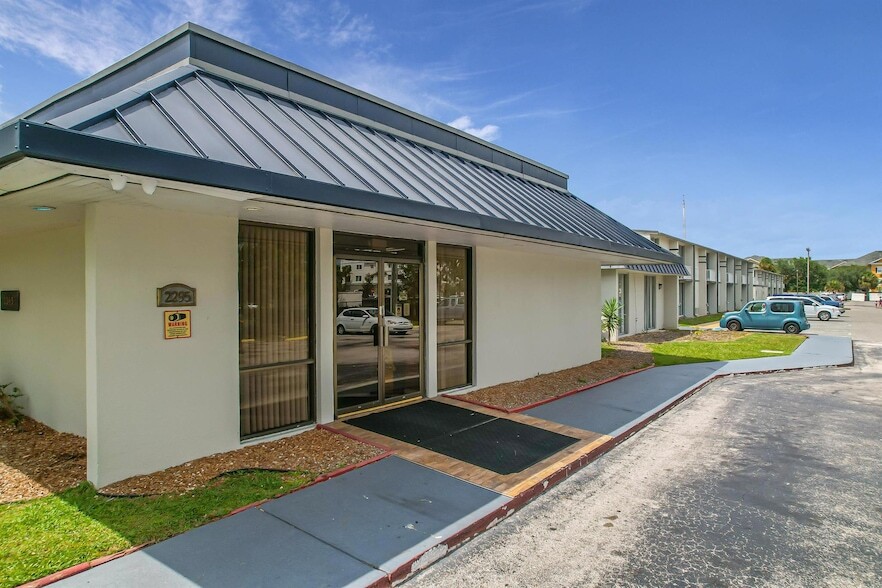 2295 E Irlo Bronson Memorial Hwy Unit 100, Kissimmee, FL 34744 ...