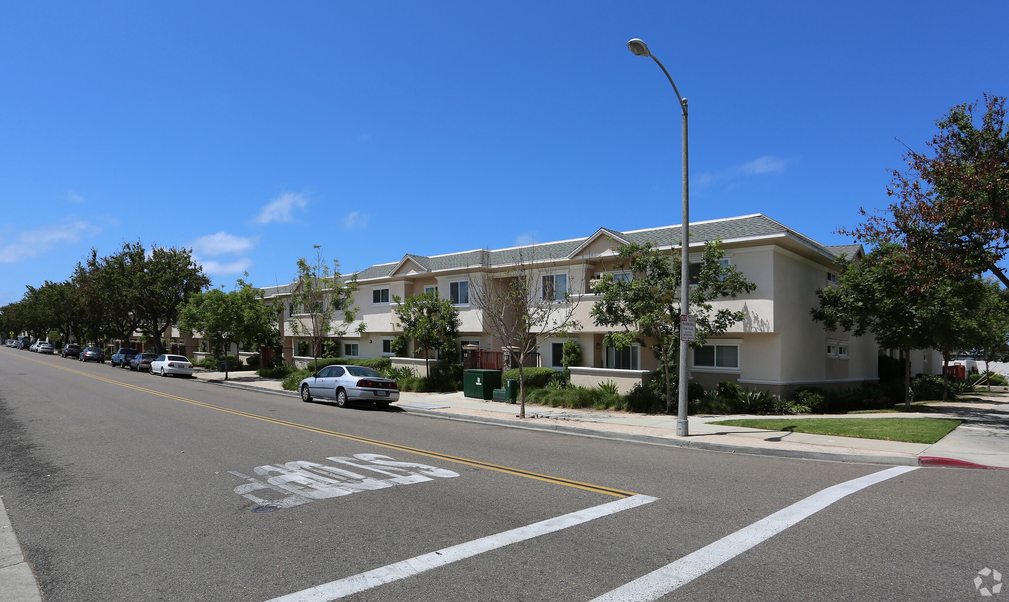 Country Club Lane Apartments - 201 Country Club Ln Oceanside, CA 92054 ...
