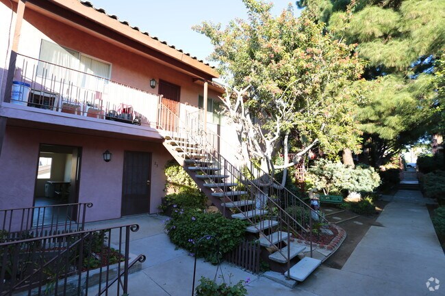 The Grand at Vista Village Apartments - 628 W California Ave Vista, CA ...