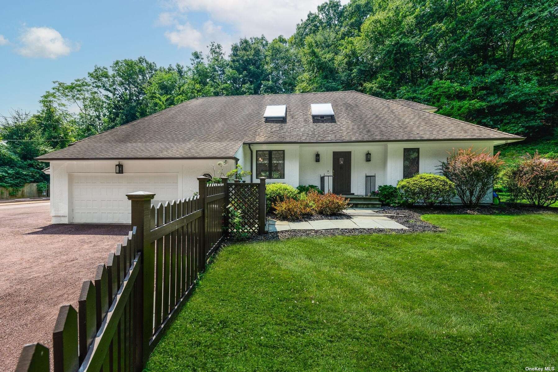 242 Cleft Rd, Mill Neck, NY 11765 - House Rental in Mill Neck, NY ...