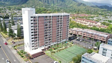 Windward Estates Apartments for Rent with a Swimming Pool - Kaneohe, HI ...