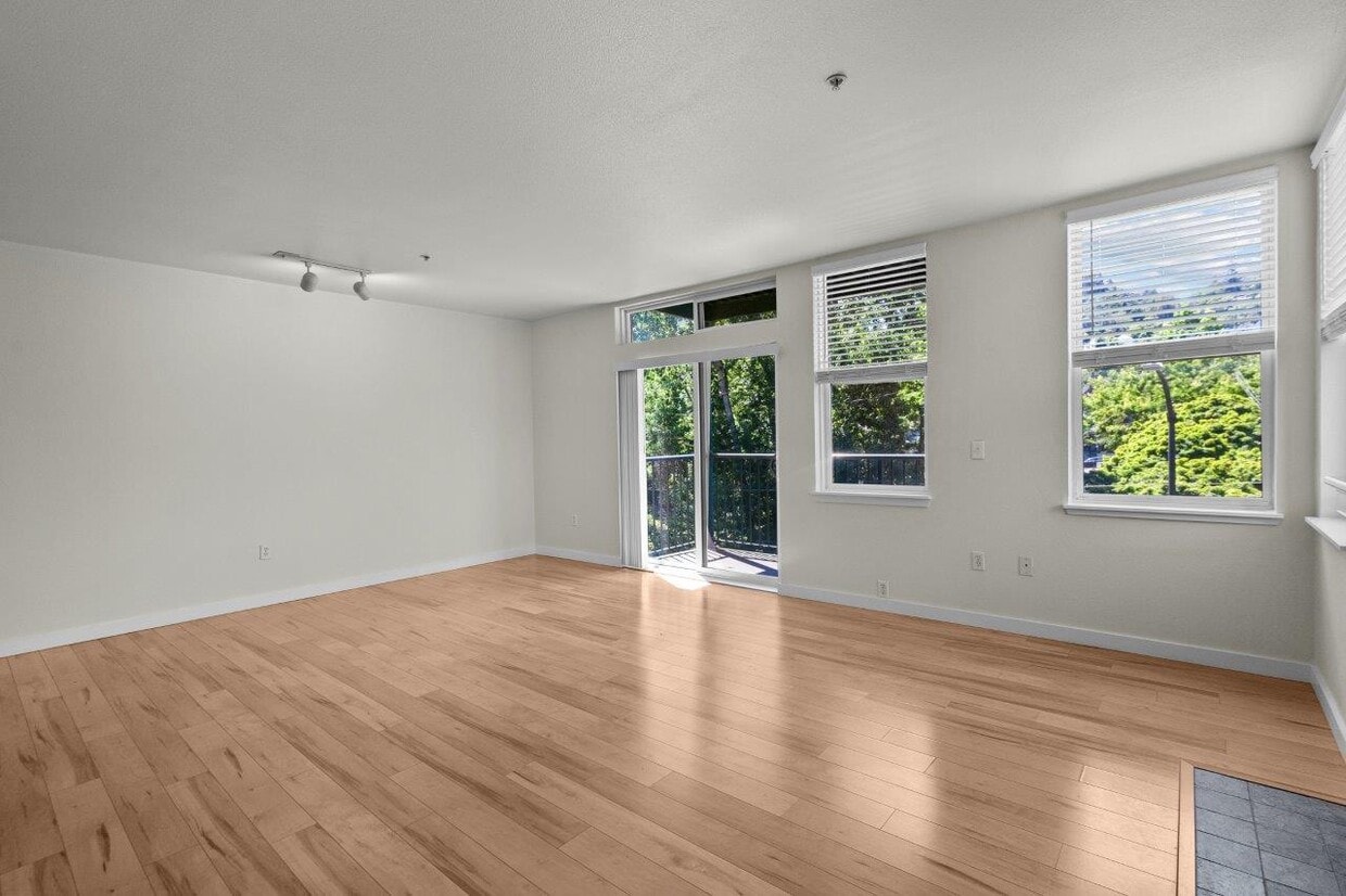 Collins Circle - 1701 Sw Columbia St Portland, OR 97201 | Apartments.com