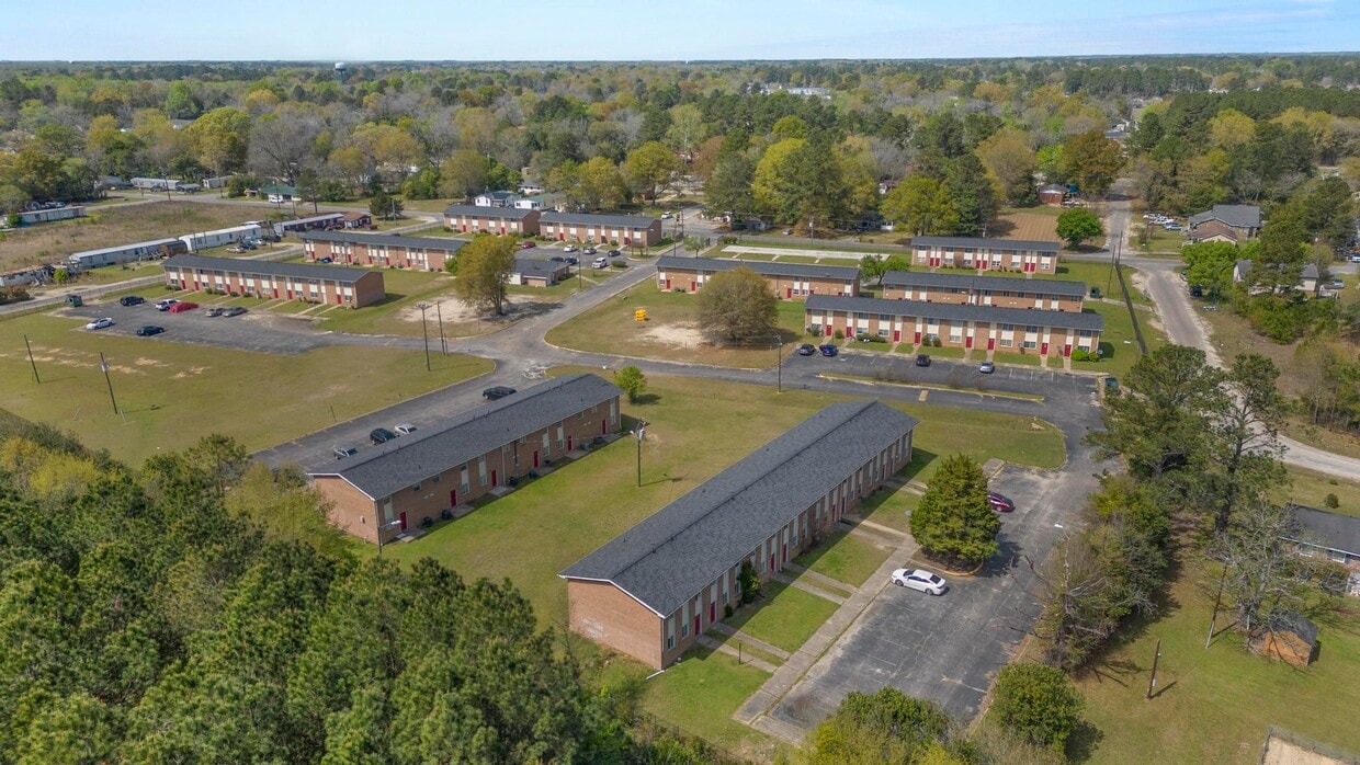 Sunflower Residences - 1602 McNeil St Dillon, SC 29536 | Apartments.com