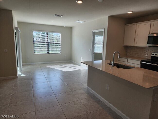 10856 Firebush Cir, North Fort Myers, FL 33917 - House Rental in North ...