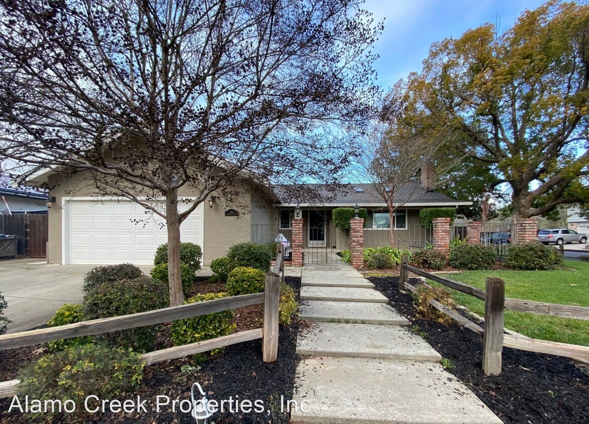 398 Woodside Cir, Vacaville, CA 95688 - House Rental in Vacaville, CA | Apartments.com