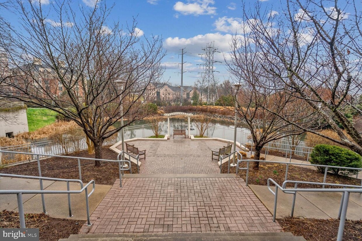 11800 Sunset Hills Rd Unit 1013, Reston, VA 20190 - Room for Rent in ...