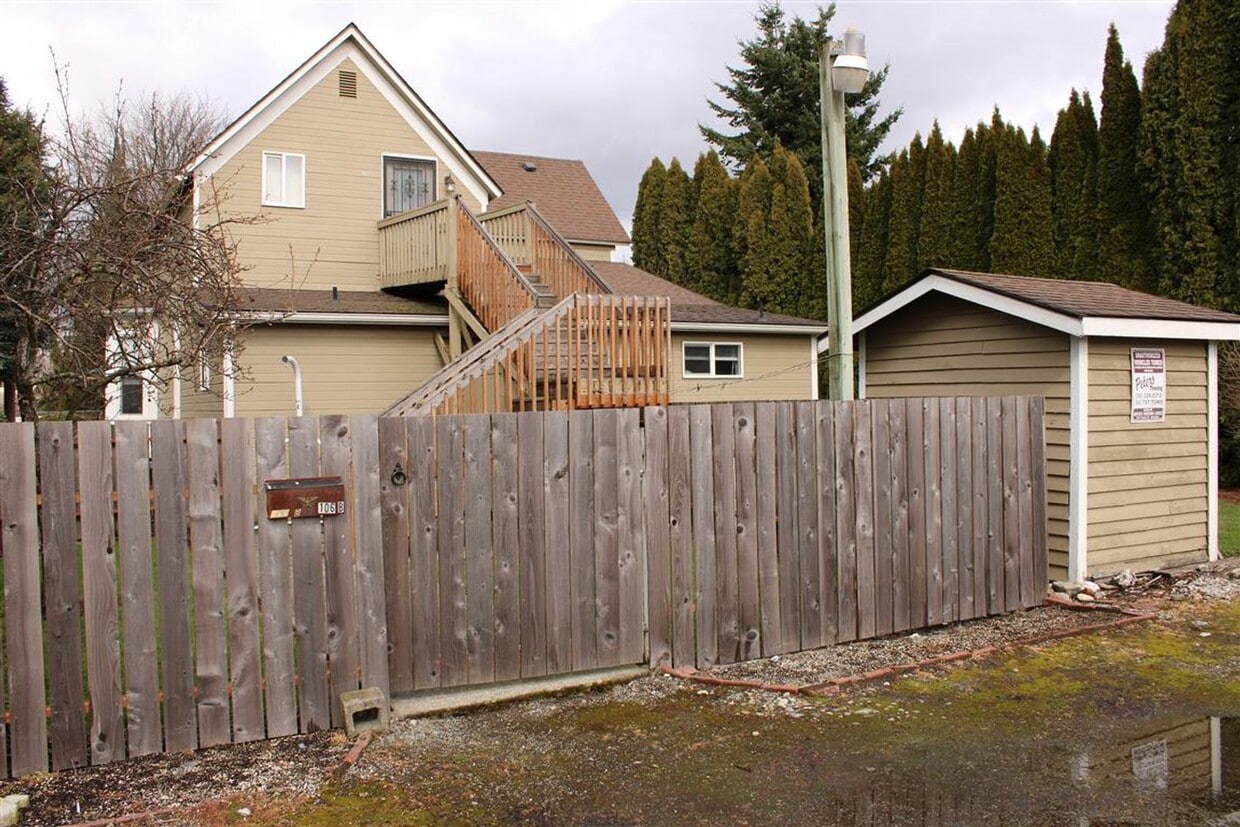 106 Milwaukee St Unit 106#B, Mount Vernon, WA 98273 - Room for Rent in ...