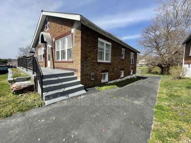 3529 Belaire Pl, Velda City, MO 63121 - House Rental in Velda City, MO ...