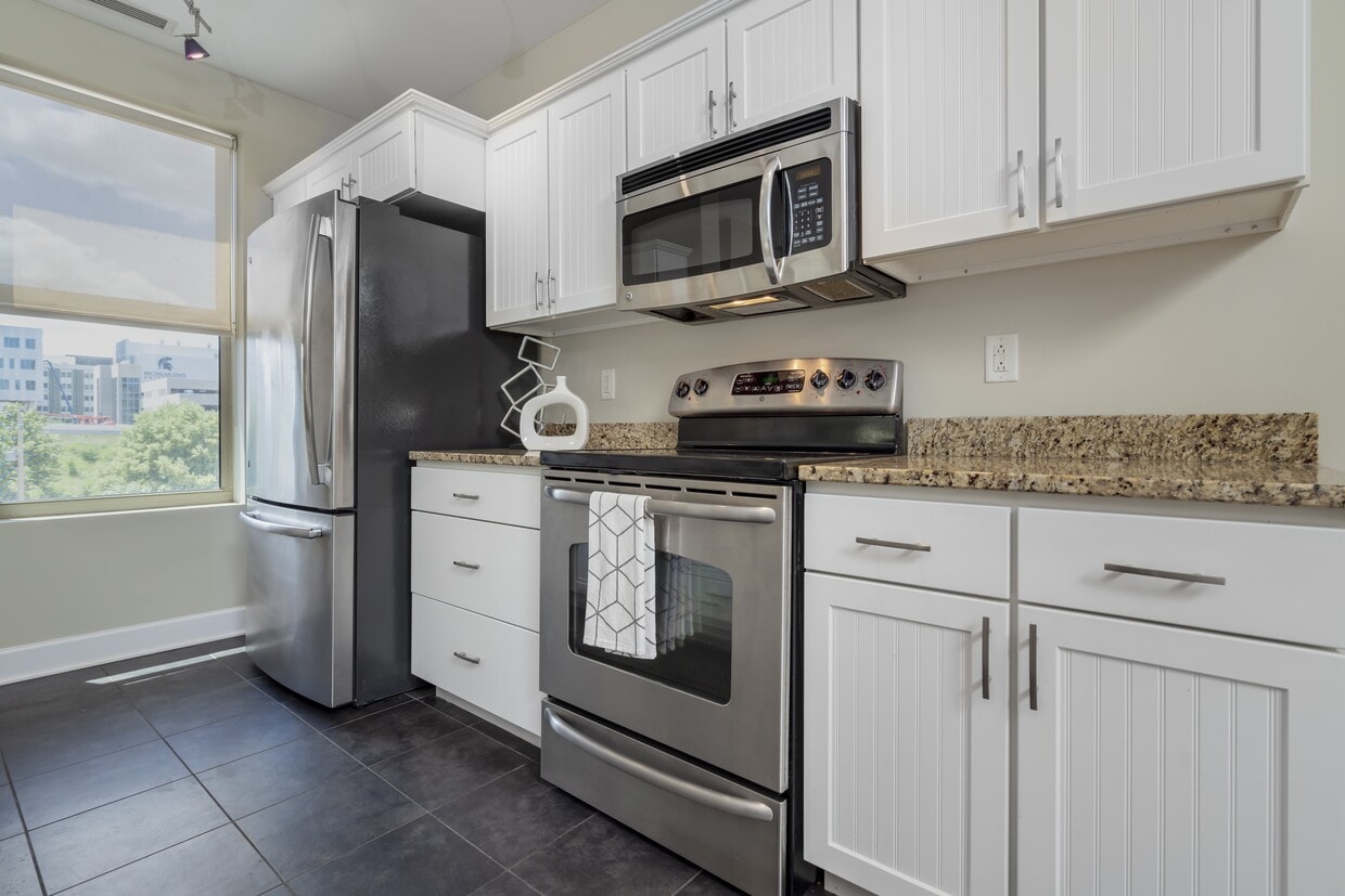 Icon on Bond - 538 Bond Ave Nw Grand Rapids, MI 49503 | Apartments.com