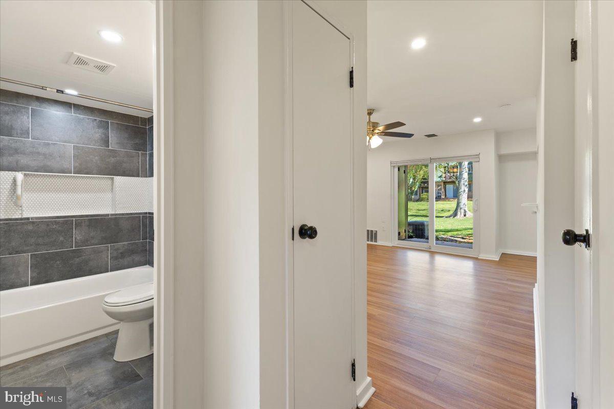 1507 Meadowview Ln Unit 1507, Mont Clare, PA 19453 - Room for Rent in ...