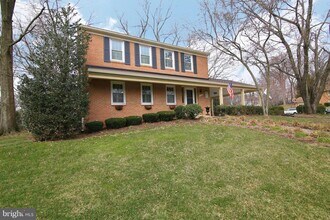 Cheap Country Club View Apartments for Rent - Fairfax, VA - Updated ...