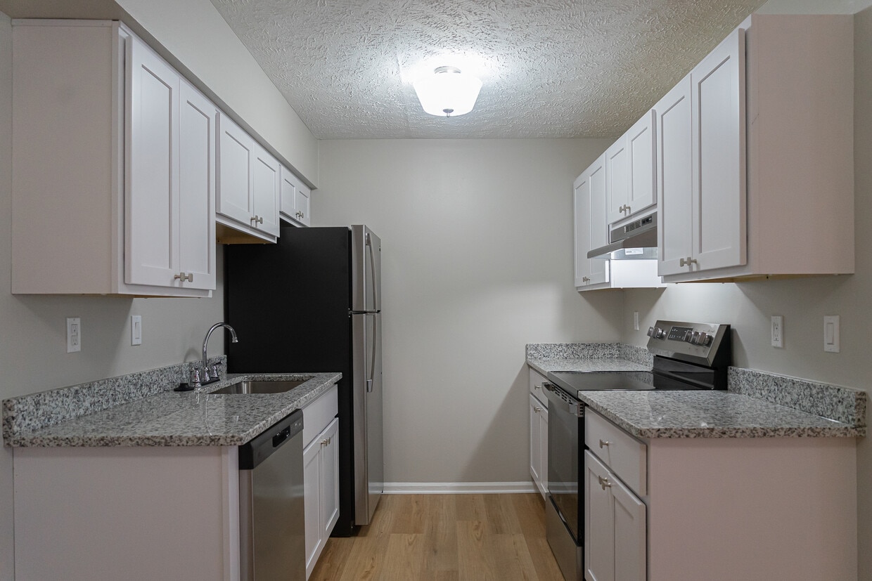 Homestead Apartments - Apartments in East Lansing, MI | Apartments.com