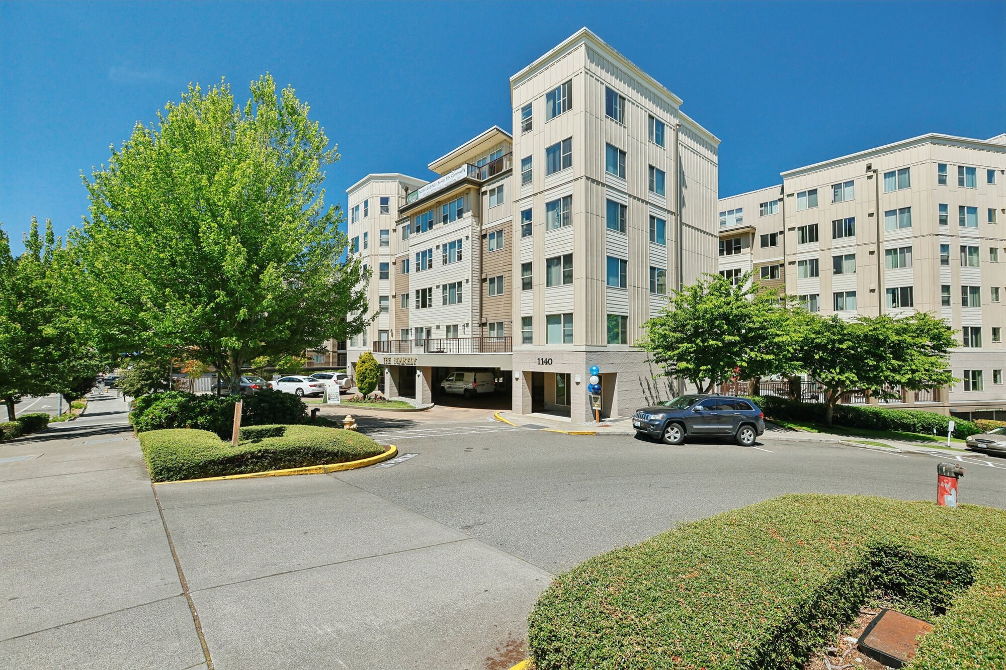 The Blakely at Echo Lake - 1140 N 192nd St Shoreline, WA 98133 ...