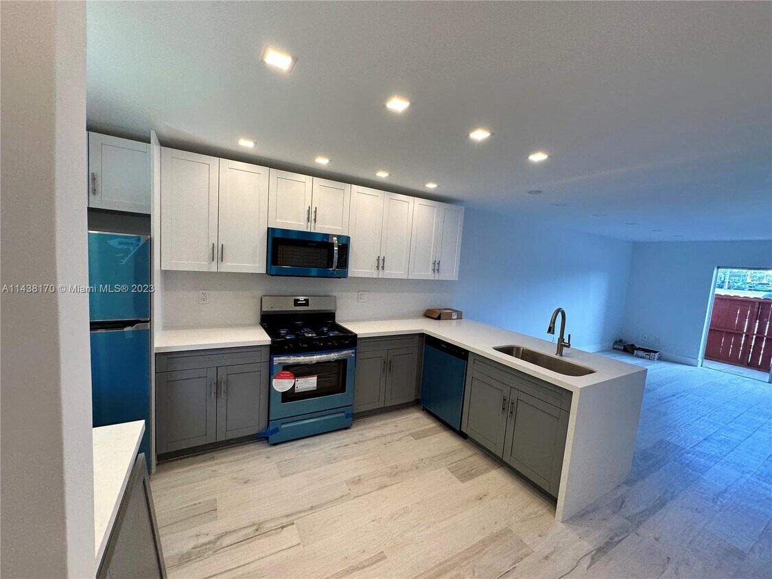 8600 SW 67th Ave Unit 906, Miami, FL 33156 - Room for Rent in Miami, FL ...