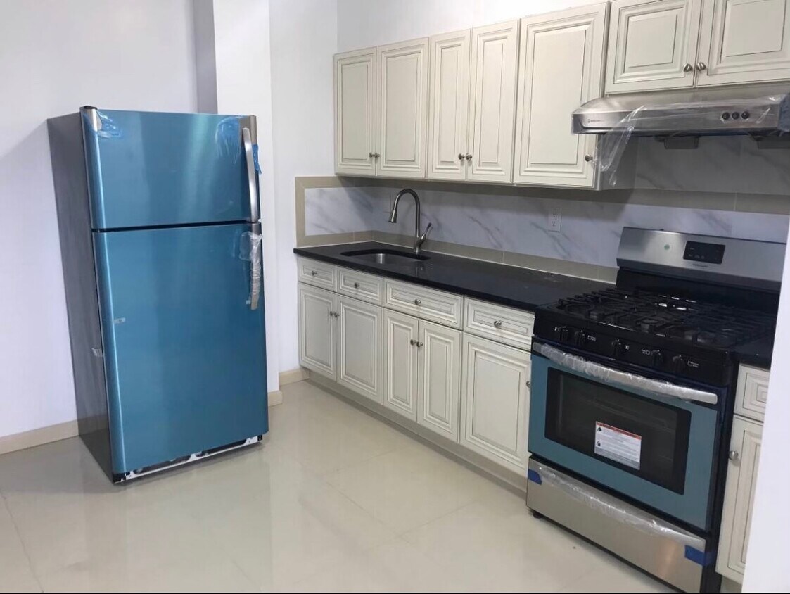 6426 Queens Blvd Unit PH, Woodside, NY 11377 - 6426 Queens Blvd ...