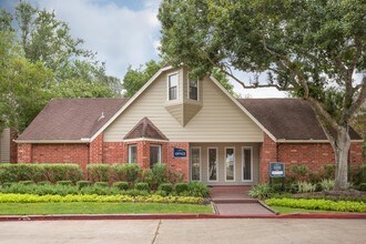Harbor Walk Apartment Homes Rentals - League City, TX | Apartments.com