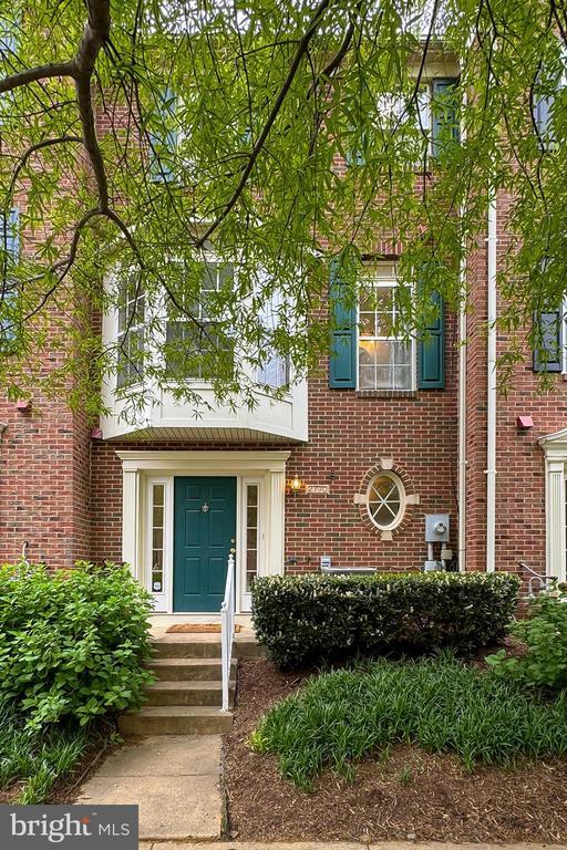 2770 Manhattan Pl, Vienna, VA 22180 - Townhome Rentals in Vienna VA ...