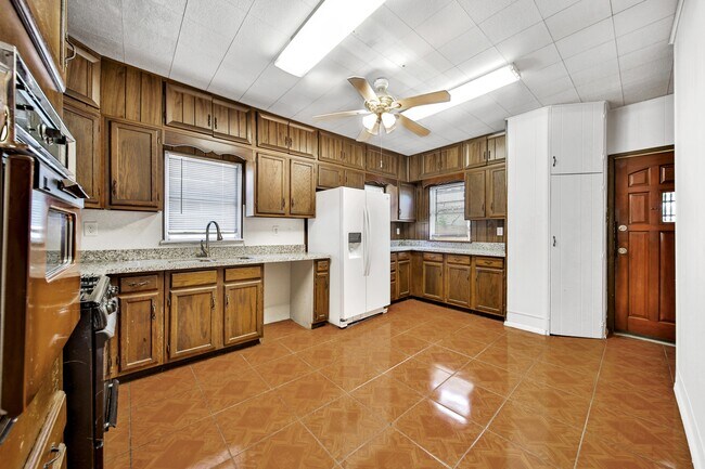 1409 Pearson St, Houston, TX 77023 - House Rental in Houston, TX ...