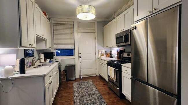 735 W Belmont Ave Unit 3C, Chicago, IL 60657 - Condo for Rent in ...