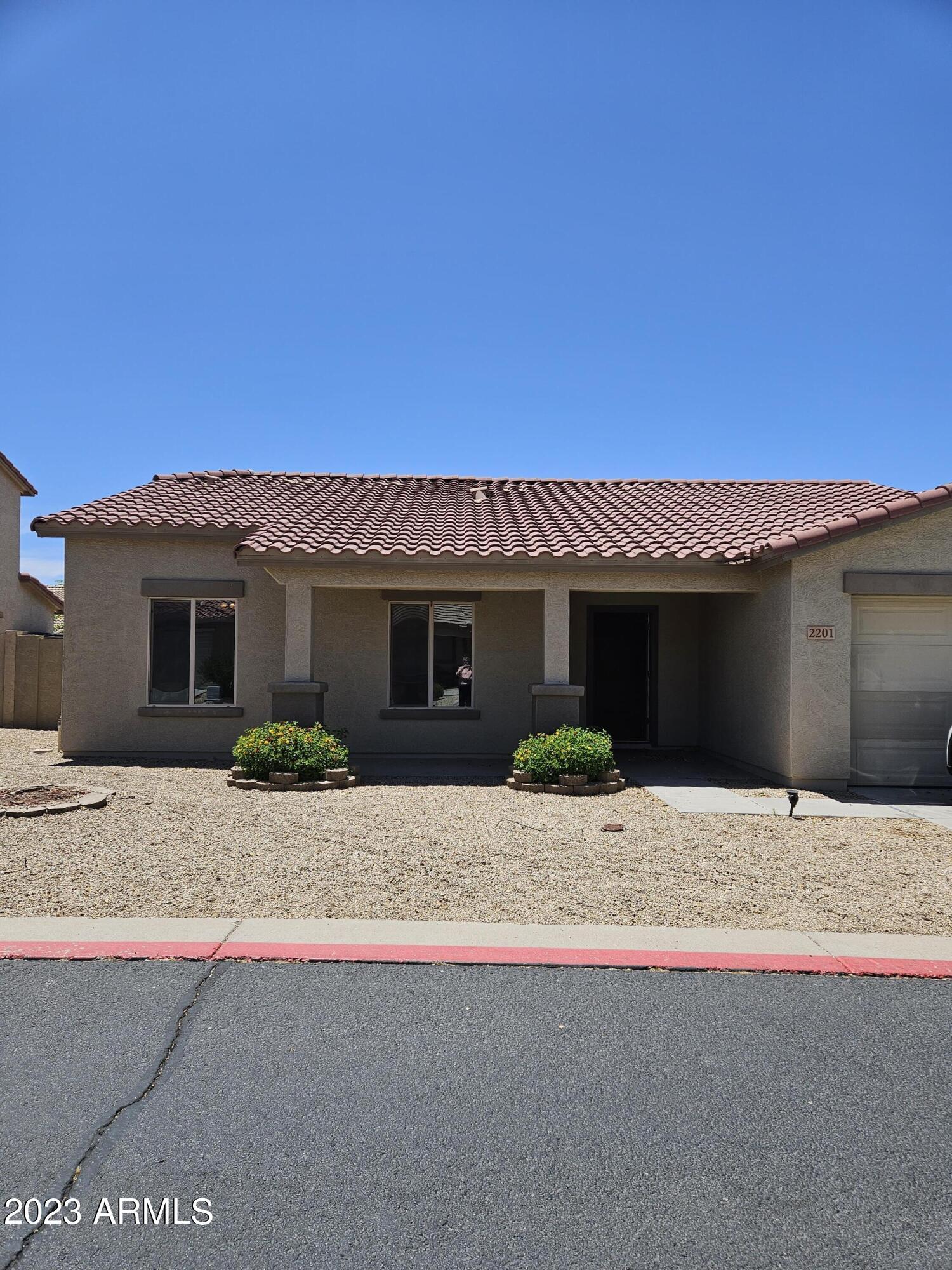 2201 E Yuma Ave, Apache Junction, AZ 85119 - House Rental in Apache ...
