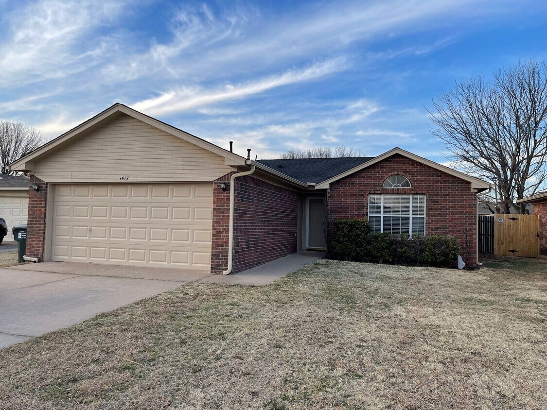 1417 Buena Vista Cir, Norman, OK 73071 - House Rental in Norman, OK | Apartments.com