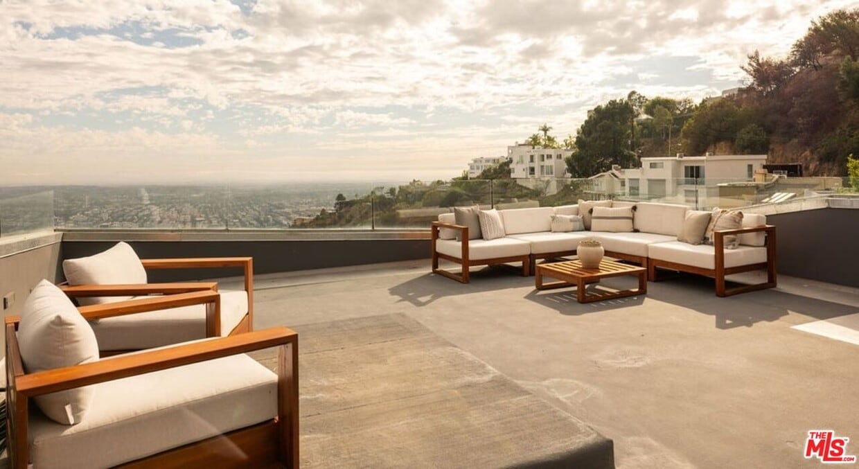 2158 Sunset Plaza Dr, Los Angeles, CA 90069 - House Rental in Los ...