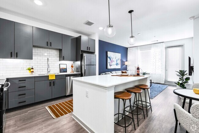 Warner Ranch Apartments for Rent with a Walk-In Closet - Round Rock, TX ...