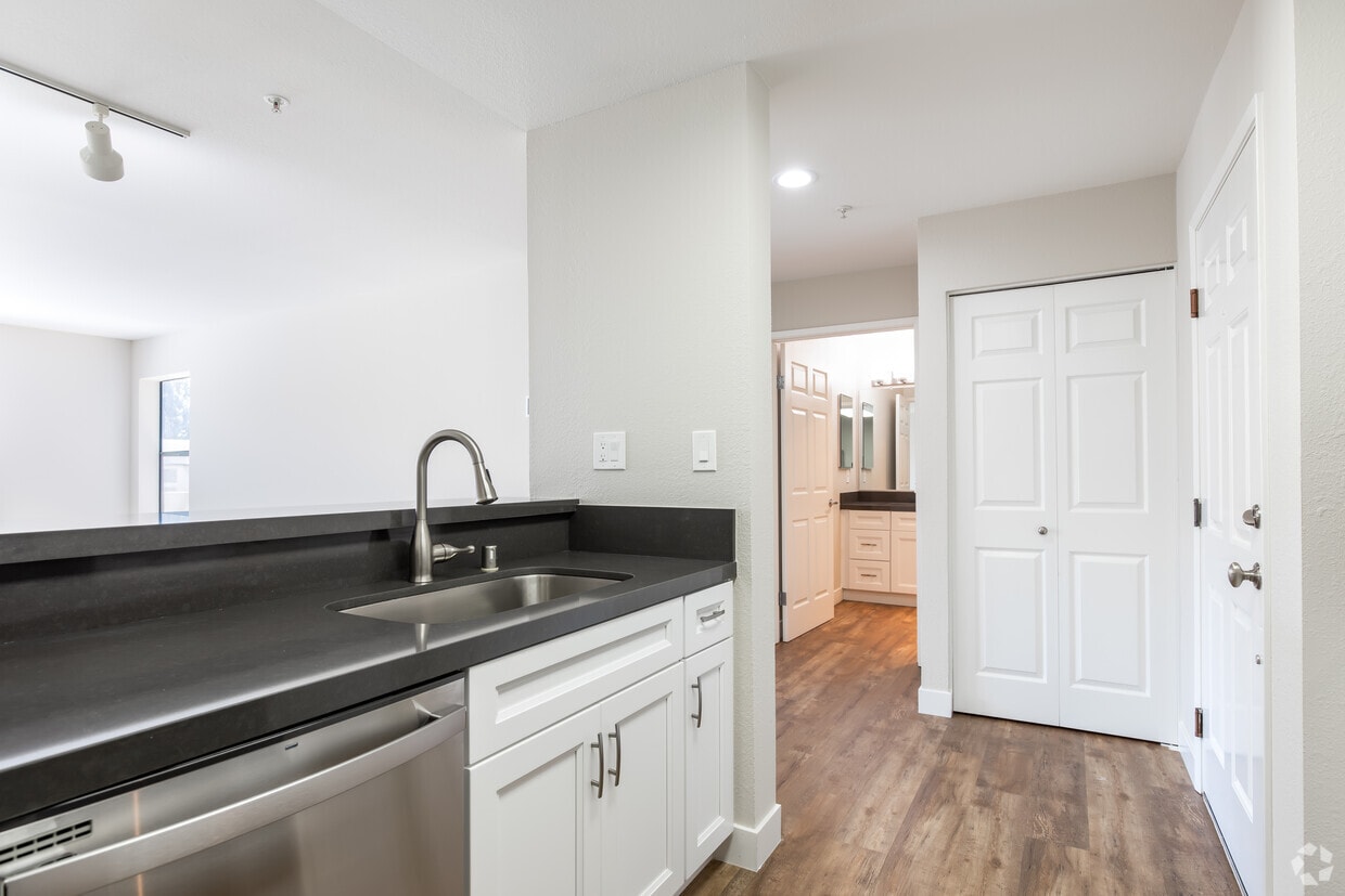 The Podium Apartments - 10100 Torre Ave Cupertino, CA 95014 ...