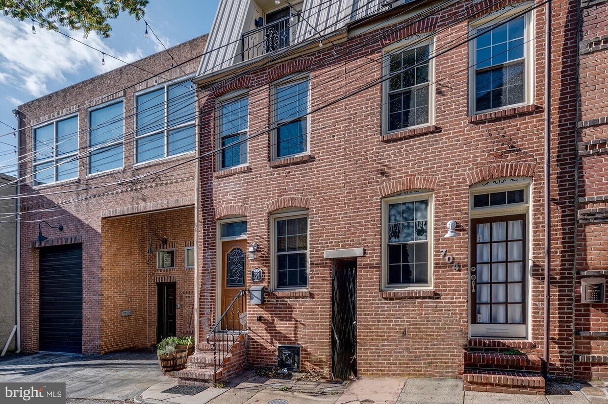 706 S Port St, Baltimore, MD 21224 - Townhome Rentals in Baltimore MD ...