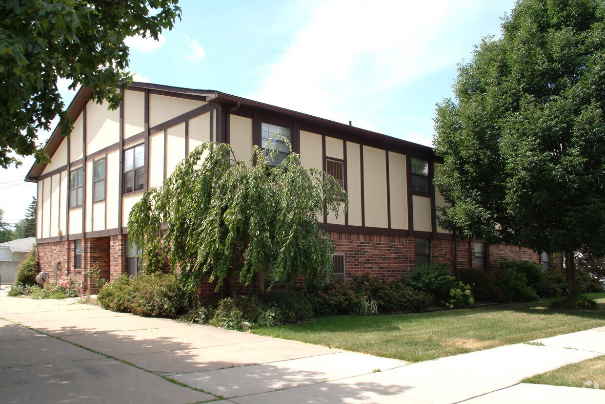 28515 Pardo St, Garden City, MI 48135 - 28515 Pardo St Garden City, MI ...