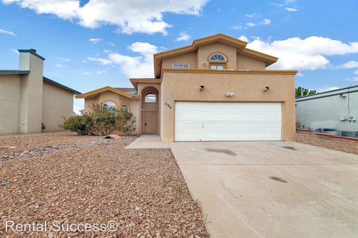 684 Wind River Ave, El Paso, TX 79932 - House Rental in El Paso, TX ...