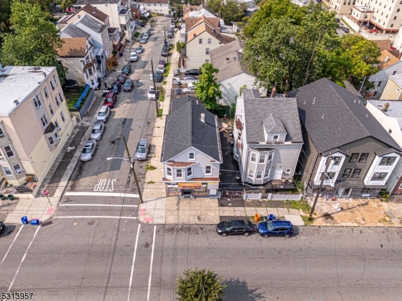 163 Temple St, Paterson, NJ 07522 - House Rental in Paterson, NJ ...