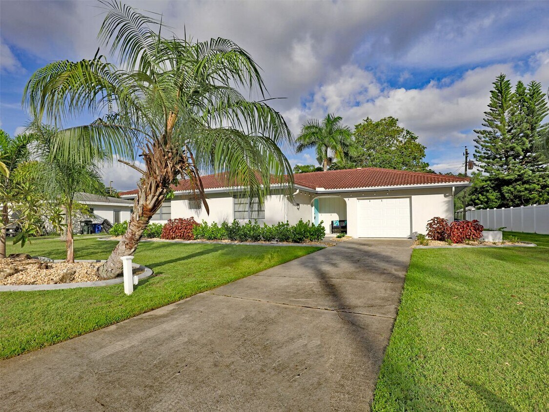 5039 Greenbriar Dr, Fort Myers, FL 33919 - House Rental in Fort Myers ...