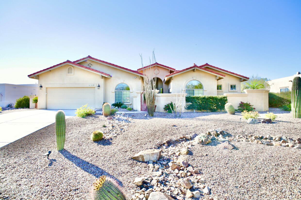 12129 N Tall Grass Dr Oro Valley, AZ 85755 - Alquileres en Oro Valley ...