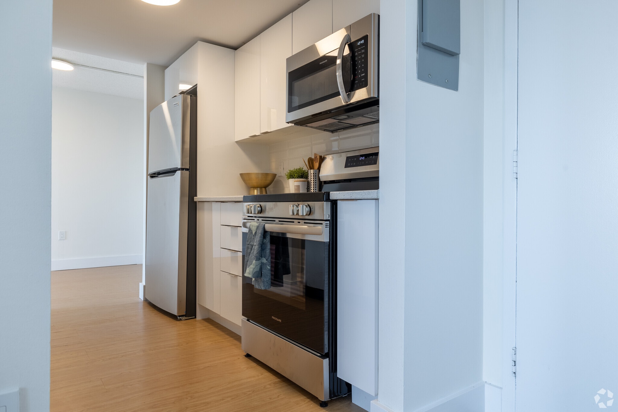 Quinpool Tower Apartments - 2060 Quingate Pl Halifax, NS | Apartments.com
