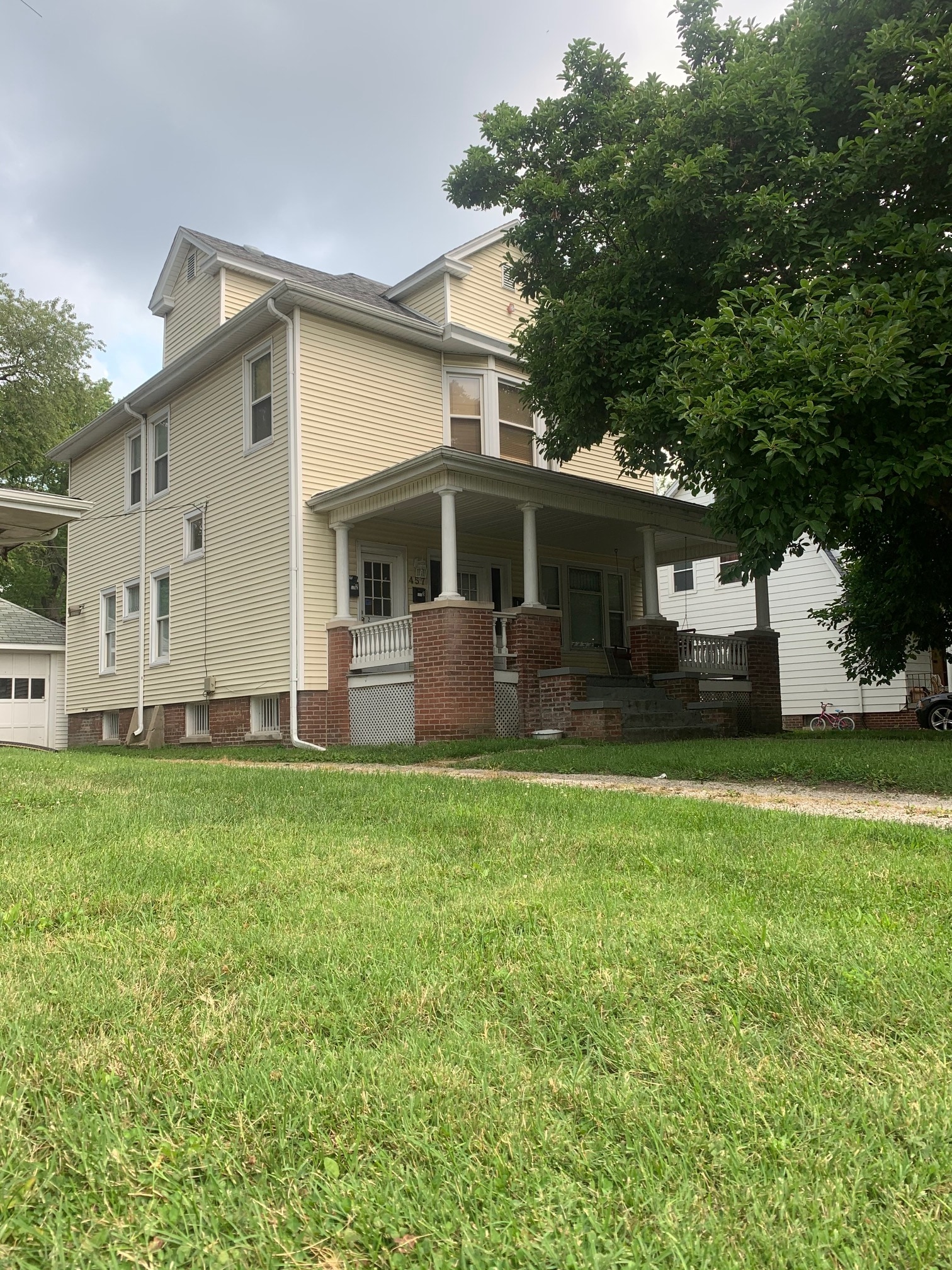 457 W Lawrence Ave Unit 1, Springfield, IL 62704 - Room for Rent in ...