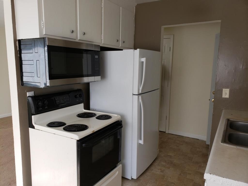 6551 Channel Rd NE Unit # 1, Minneapolis, MN 55432 - Room for Rent in ...