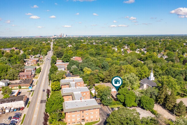 5243 E Market St, Indianapolis, IN 46219 - House Rental in Indianapolis ...