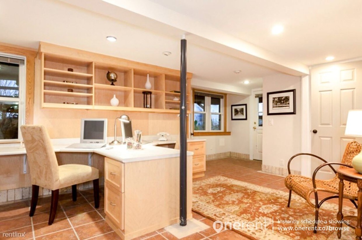 4017 39th Ave SW, Seattle, WA 98116 - House Rental in Seattle, WA ...