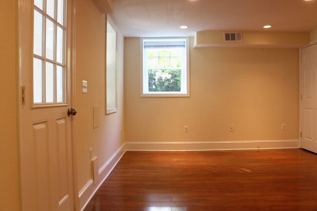 1641 Irving St NW Unit B, Washington, DC 20010 - 1641 Irving St NW ...